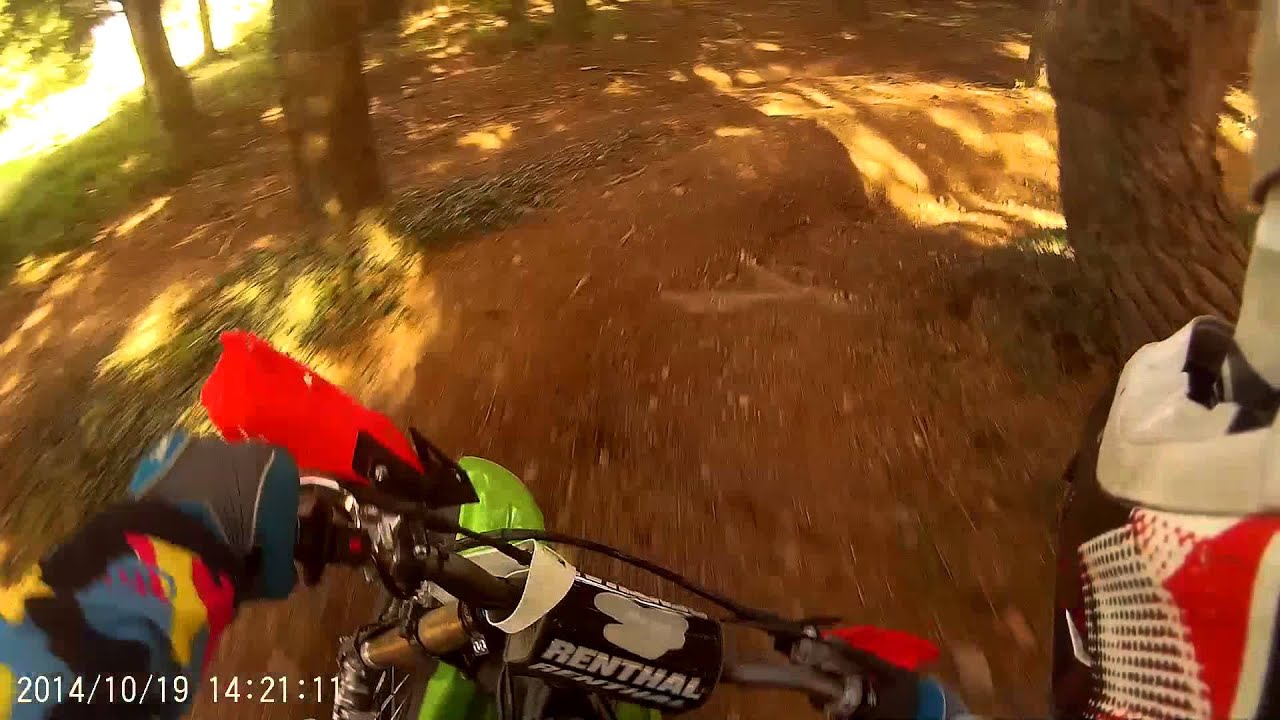 85 kx bud racing au terrain d'un pote - YouTube