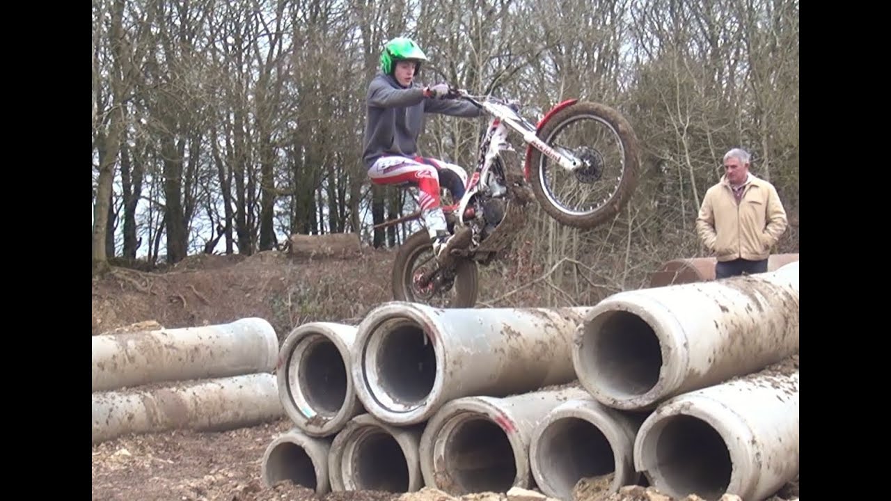 Trials & Enduro Motorcycle Cylinder Obstacle Techniques with Slow ...