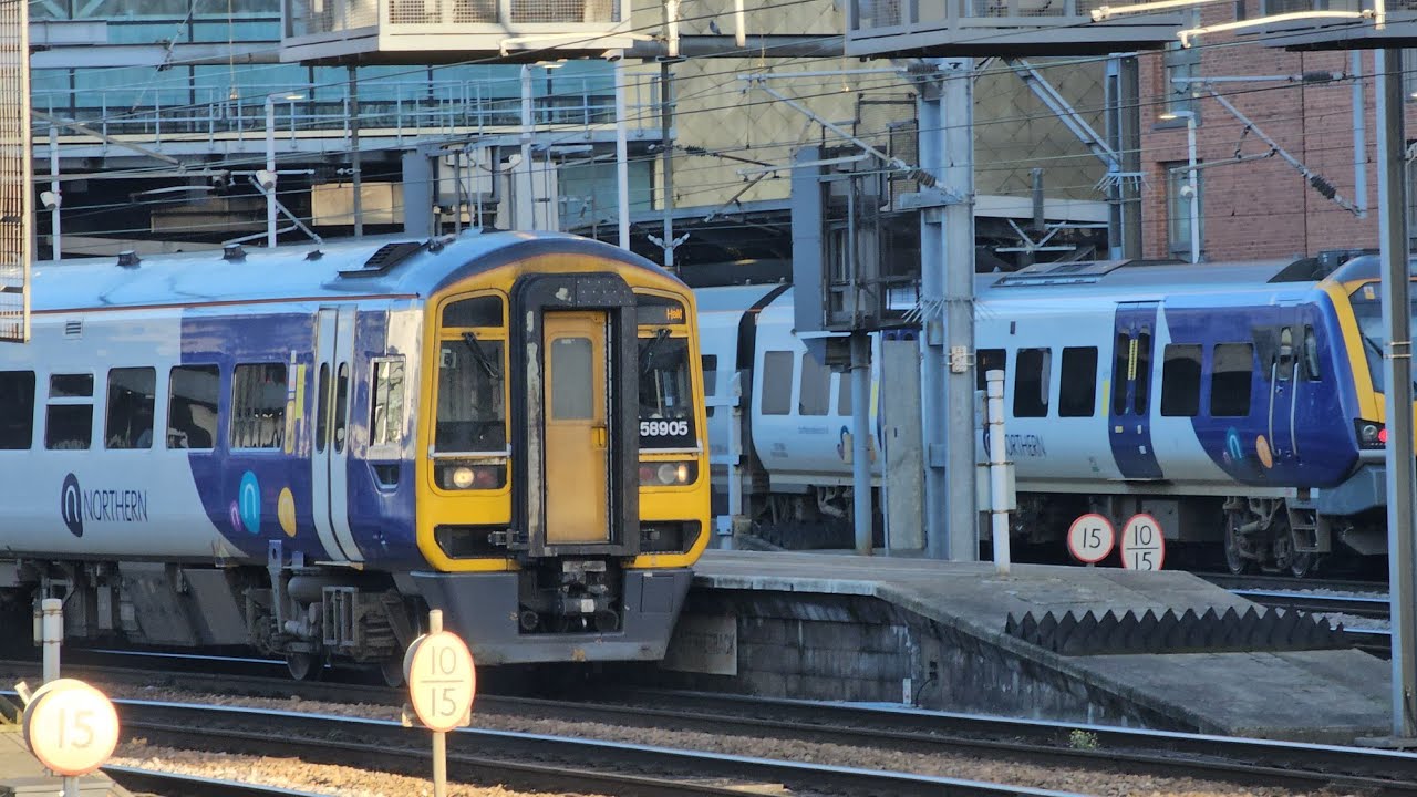 Trains at Leeds | 20/10/24 | October Evening | Early Nights! Many ...