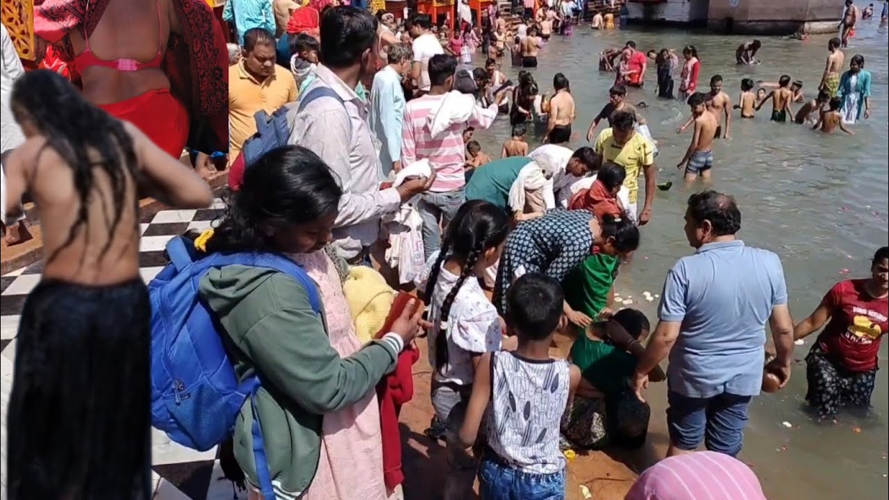 haridwar ganga snan | snan ghat in haridwar | स्नान घाट विडियो - YouTube