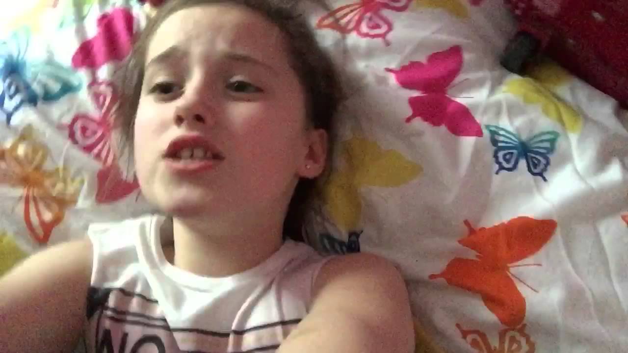 Grace and Izzy 😂 - YouTube