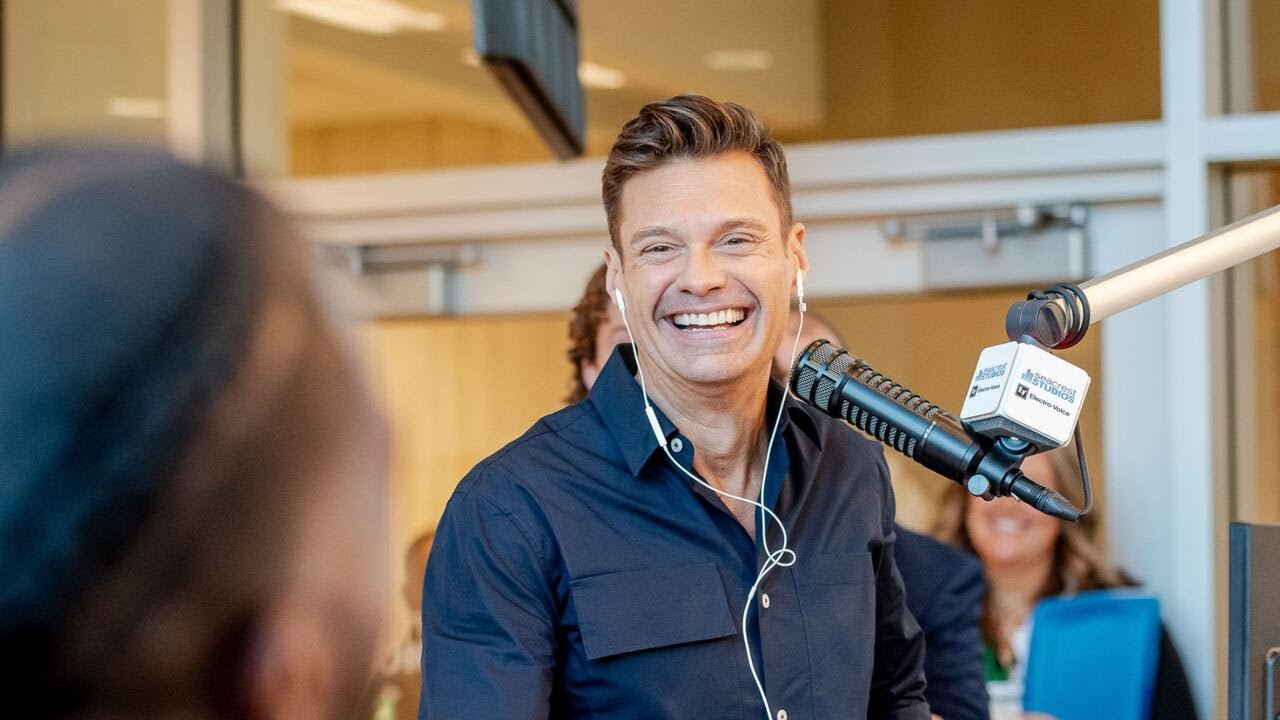 Ryan Seacrest opens studio at new Children's Healthcare of Atlanta ...