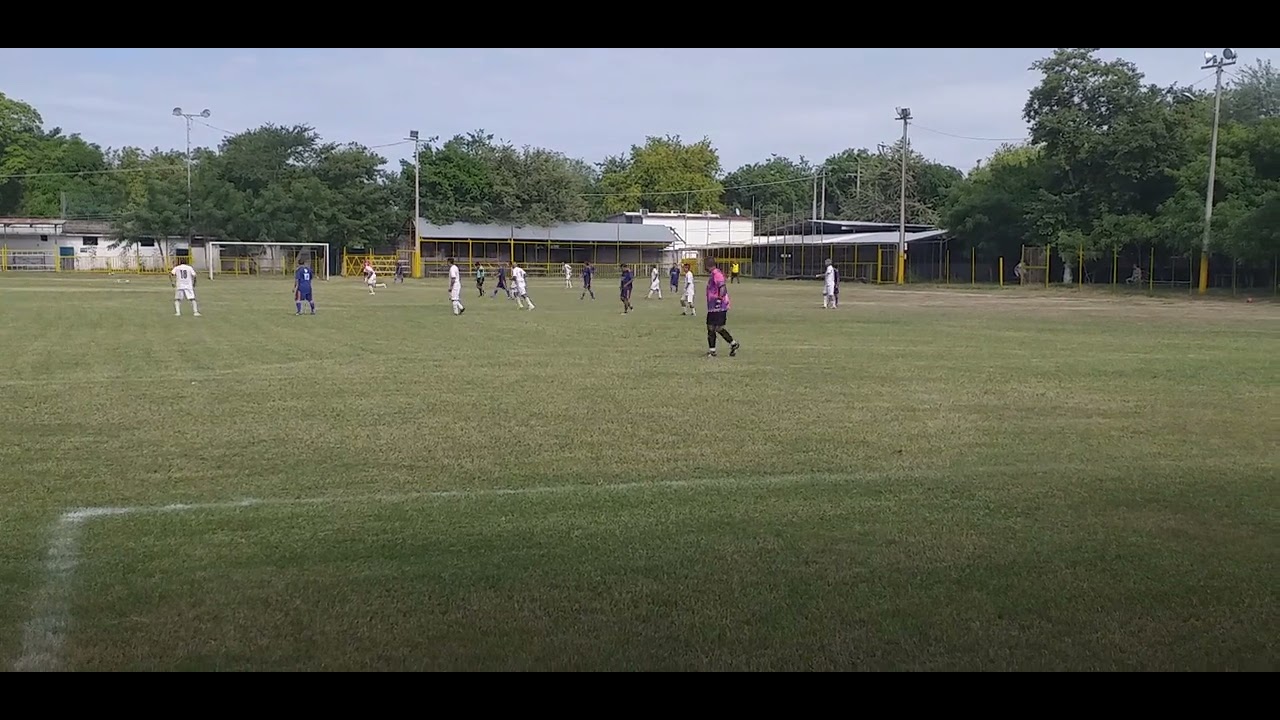 DOMINGO DE FÚTBOL CD VALLES. - YouTube