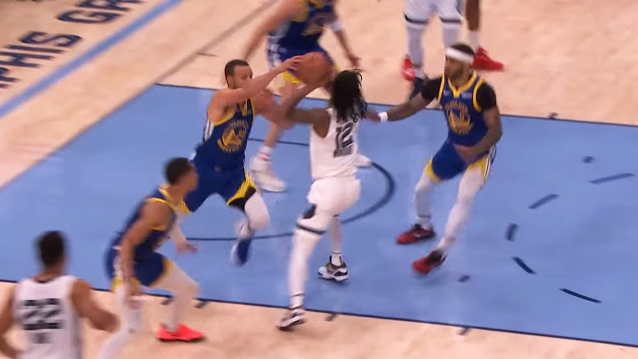 Fans Couldn’t Stop Laughing After What Steph Curry Did 😱😂 - YouTube