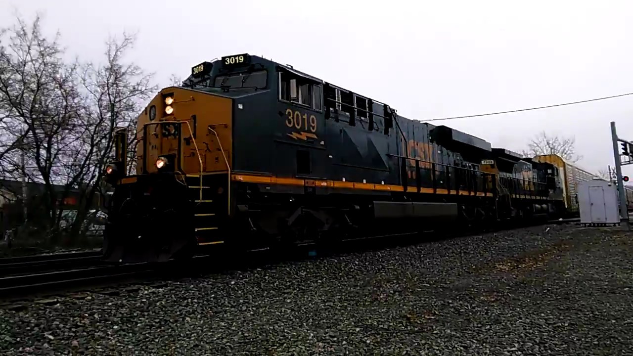 [HD] CSX Q263 Autorack Train Westbound - Fairport, NY - YouTube