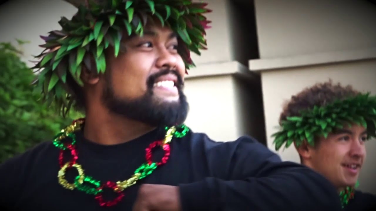 Men's Exciting Hula Hawaiian Dance / 절로 흥겨워지는 남자들이 추는 신나는 하와이 훌라춤 - YouTube