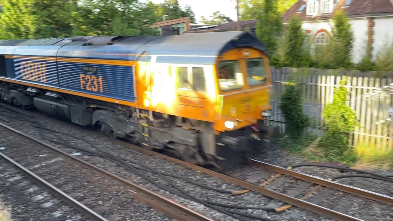 Class 66 | 66775 ‘F231 HMS Argyll’ | GB Railfreight - YouTube