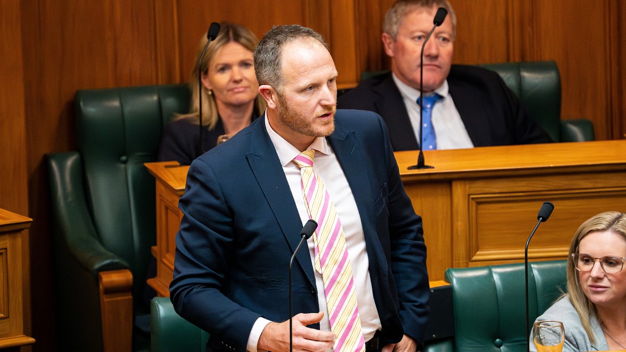 Cameron Luxton celebrates Kiwi sporting legends after EPIC weekend ...