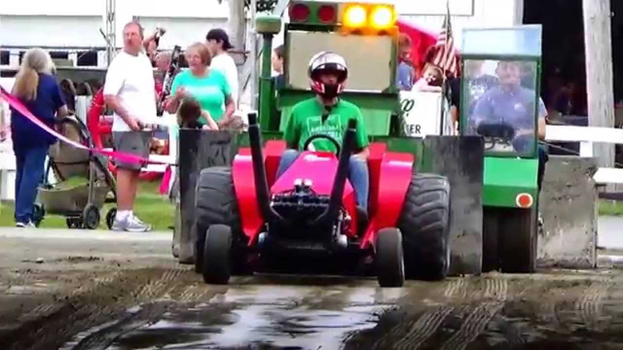 Wild Mini Mod Tractor Pull Video (Part-1) - YouTube