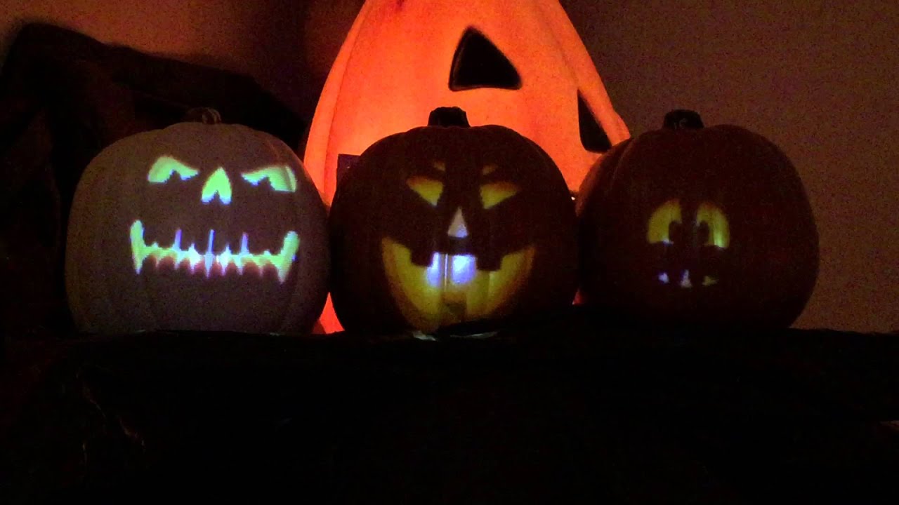 Singing Pumpkin Trio - YouTube