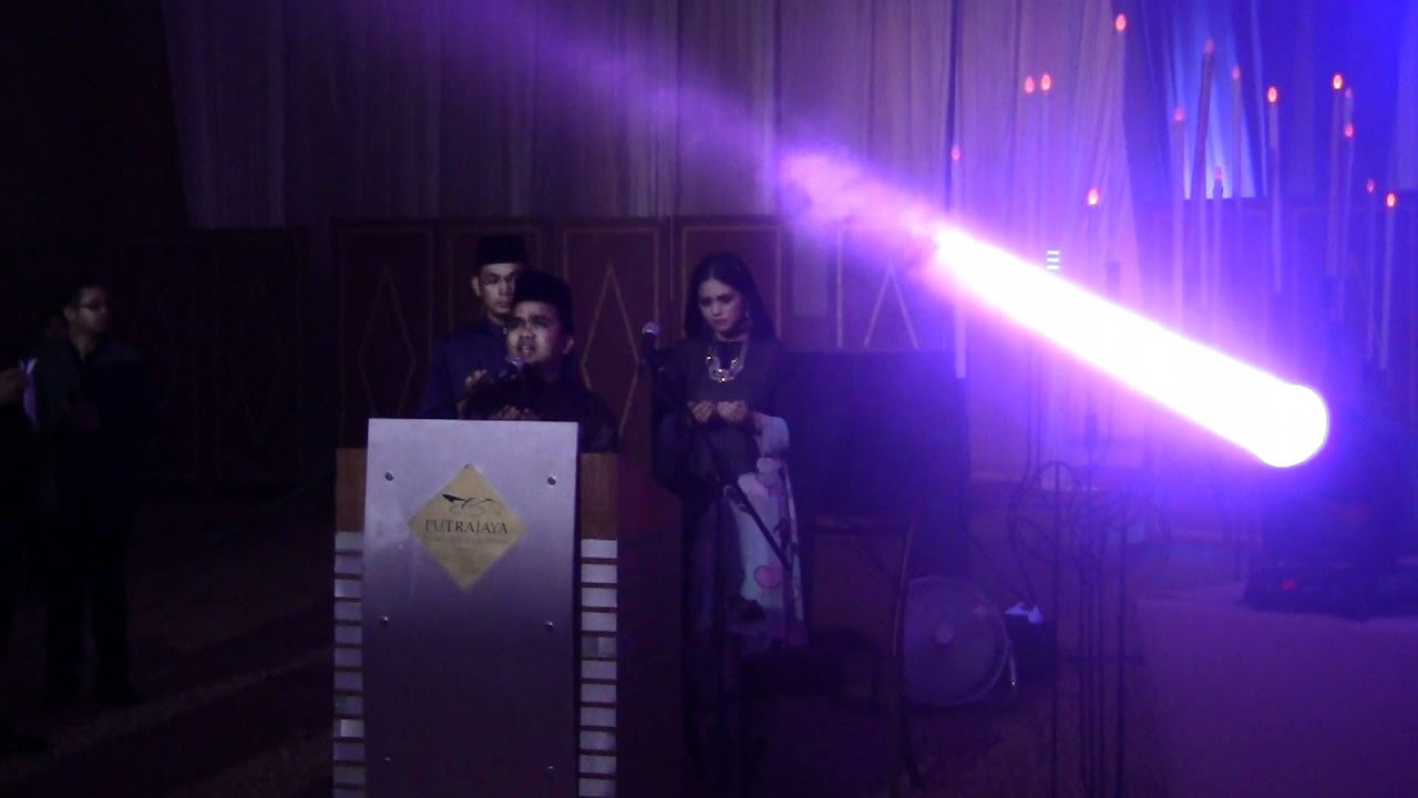 Doa Recital at Awal & Scha Wedding by Reez Rizqy - YouTube