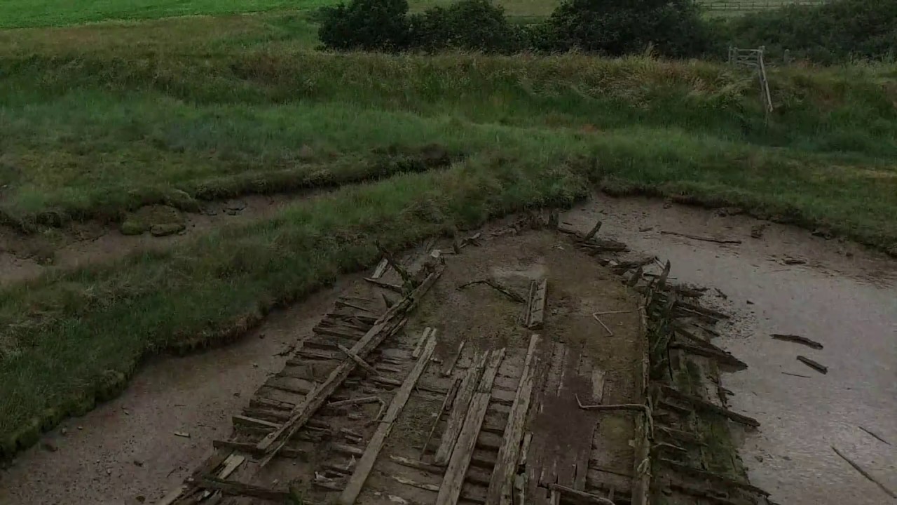 The Rose, a 42-ton coastal barge from 1880 Beaumont Quay - YouTube