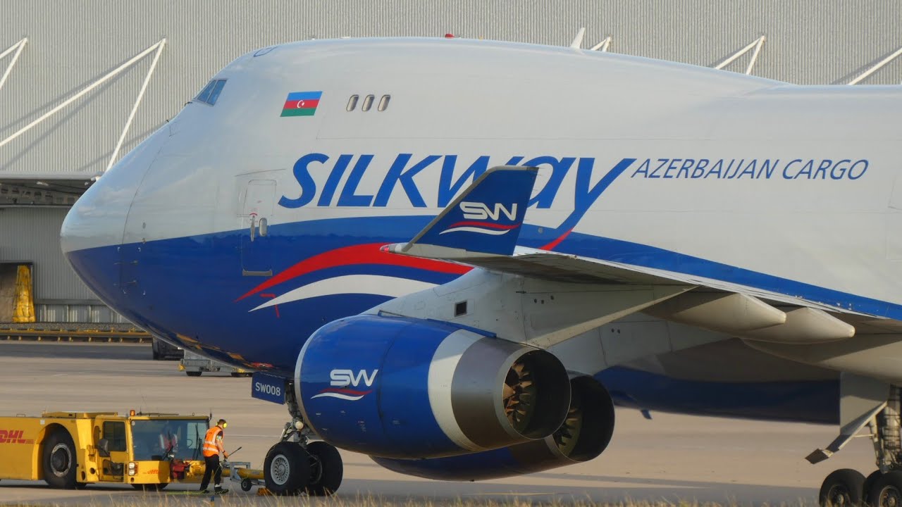 Silk Way Boeing 747 HEAVY Take Off with Great Engine Noise! - YouTube