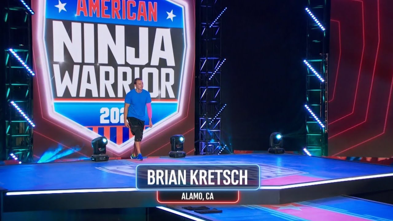 Brian Kretsch Returns For Season 17 Of American Ninja Warrior - YouTube