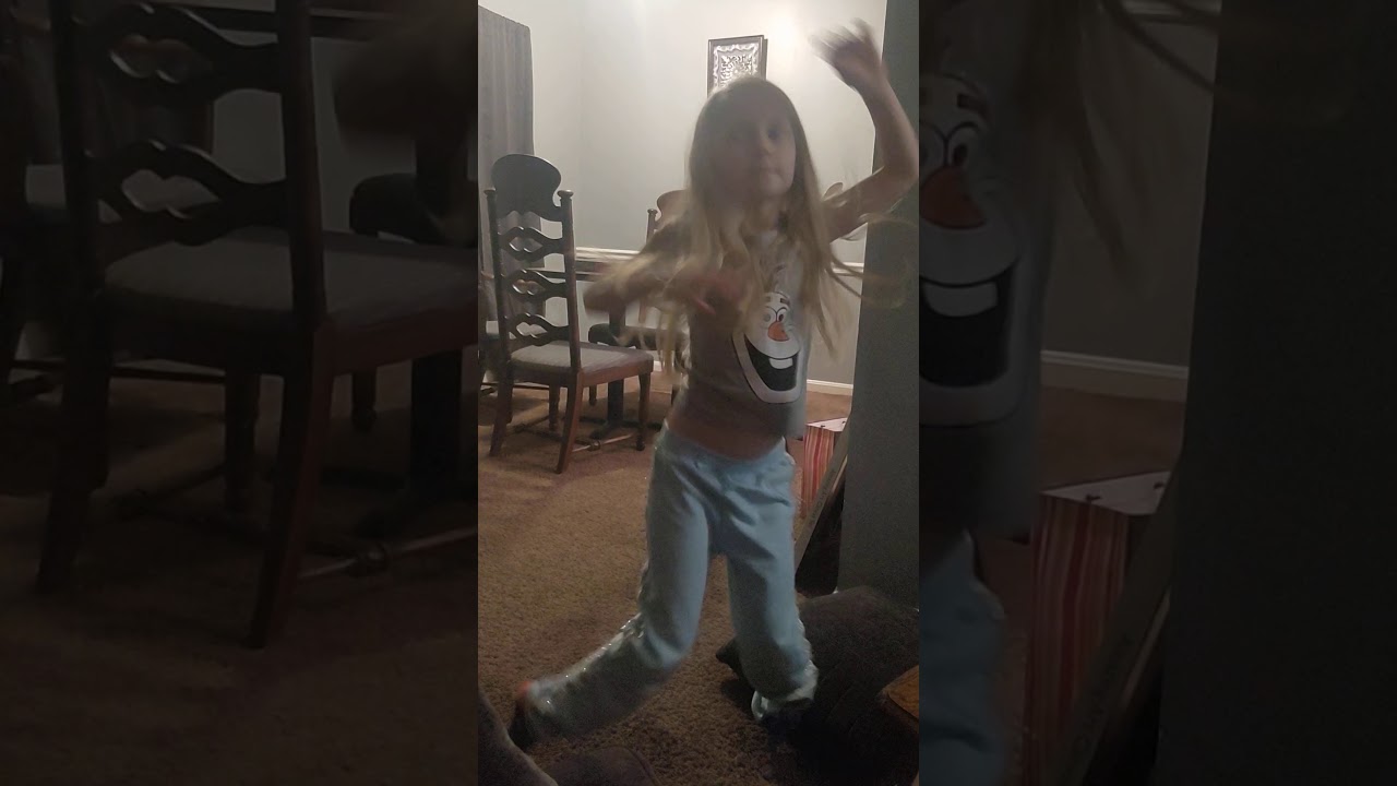 Aaliyah dancing - YouTube