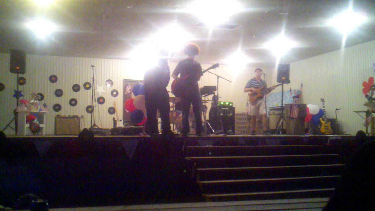 The Daryl Davis Band - Johnny B. Goode - YouTube