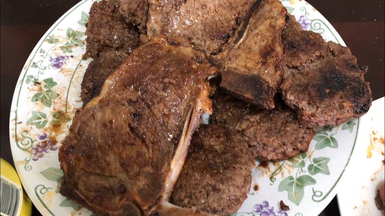 Steak mukbang/ ASMR/Time Lapse! - YouTube
