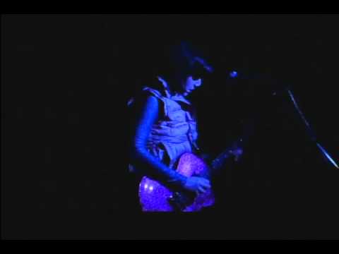 Rockstar Sissy & her band perform Million Years - YouTube
