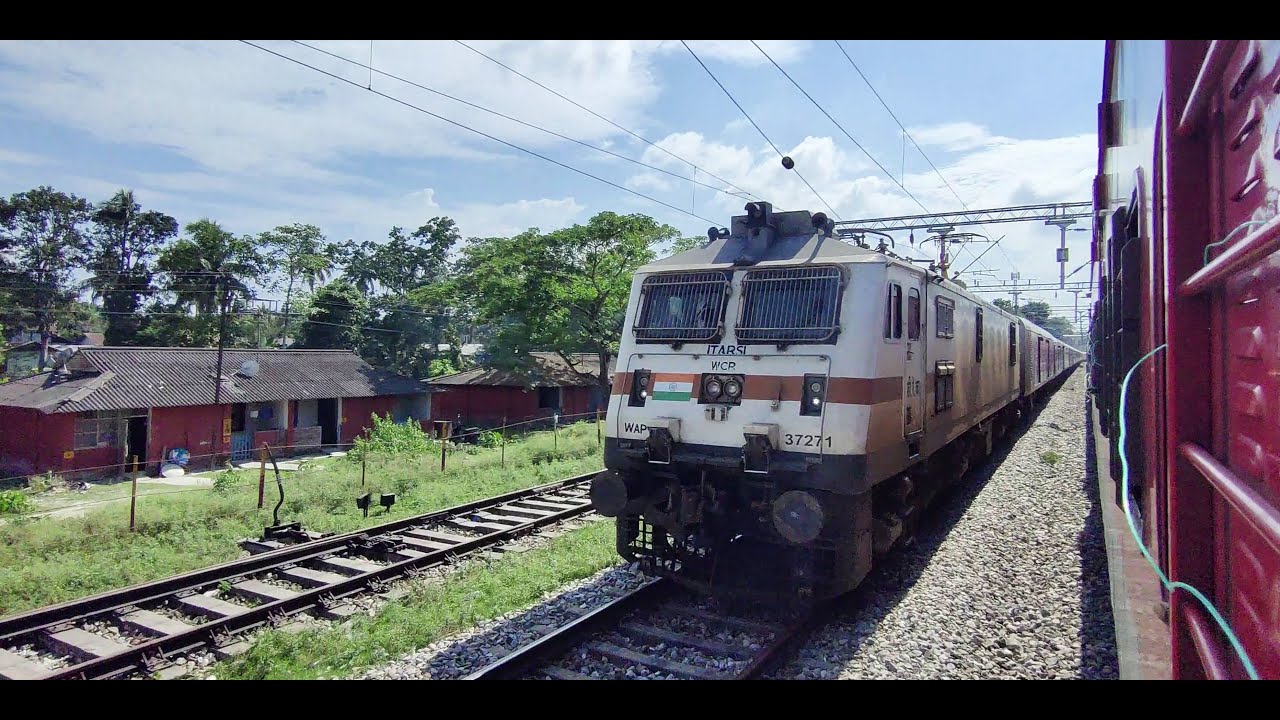 North East Express Crossing Yesvantpur Kamakhya AC Express At