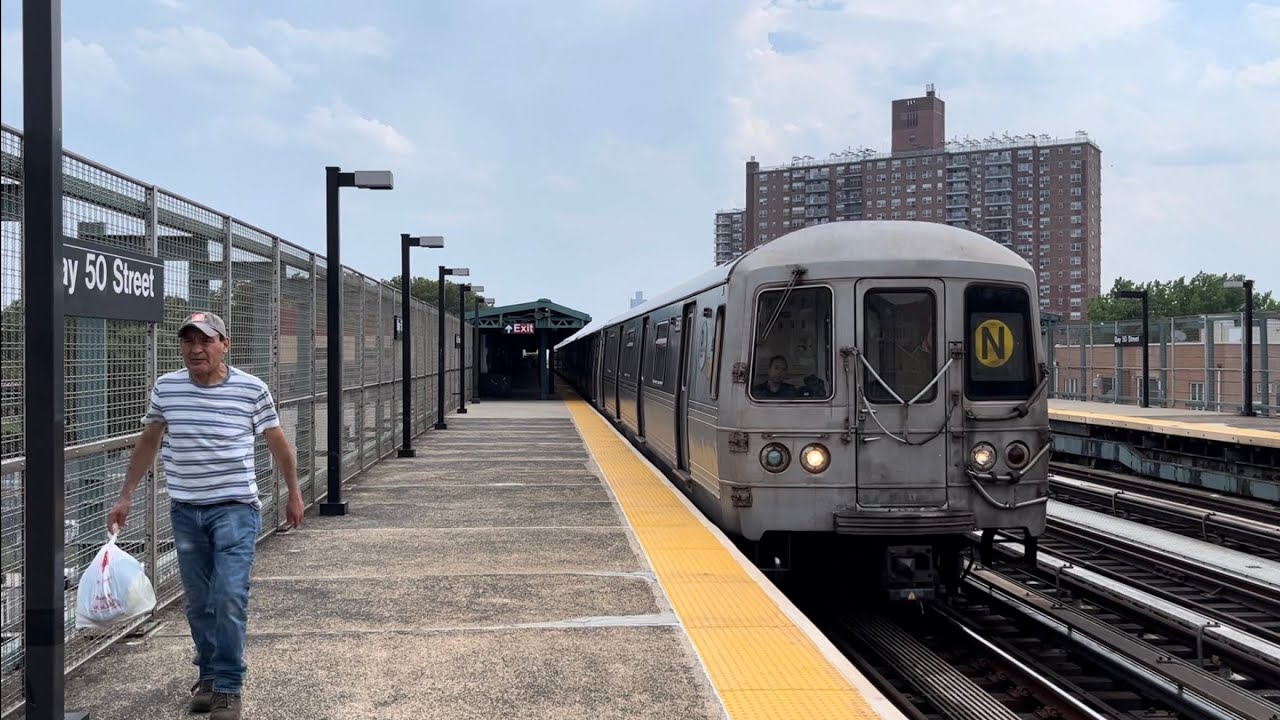 MTA NYCT Subway: R46 R68 R160A-2 (D) (N) (R) & R42 Garbage Trains @ Bay ...