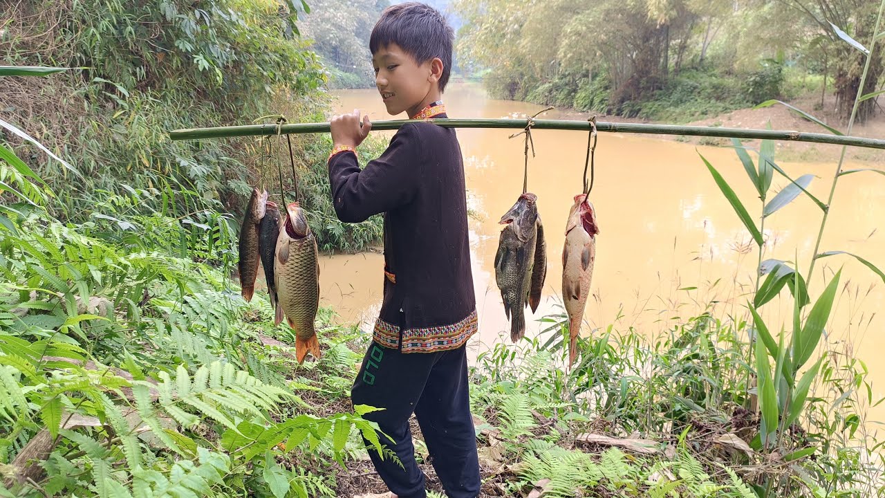 Nam - poor boy: Makes his own fishing line, goes fishing to sell. The ...