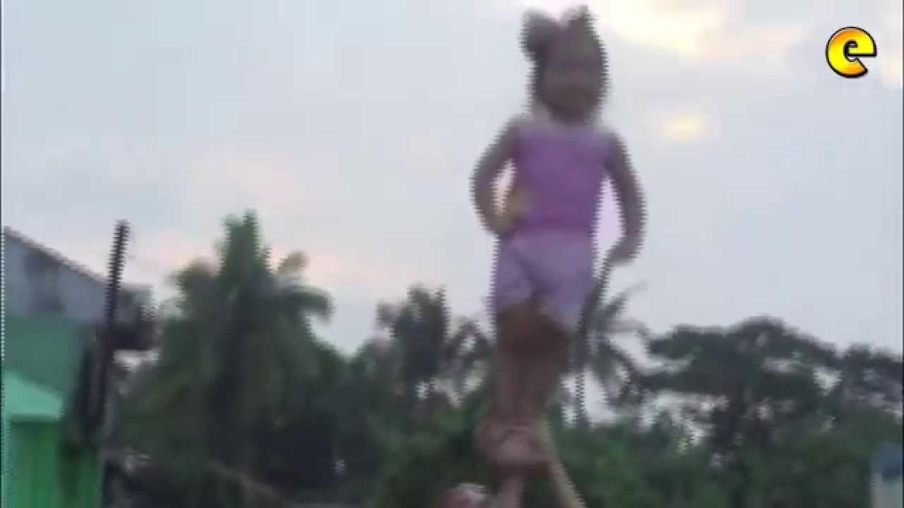Incredible 2 Year Old Doing Aerial Cheer Stunts - YouTube