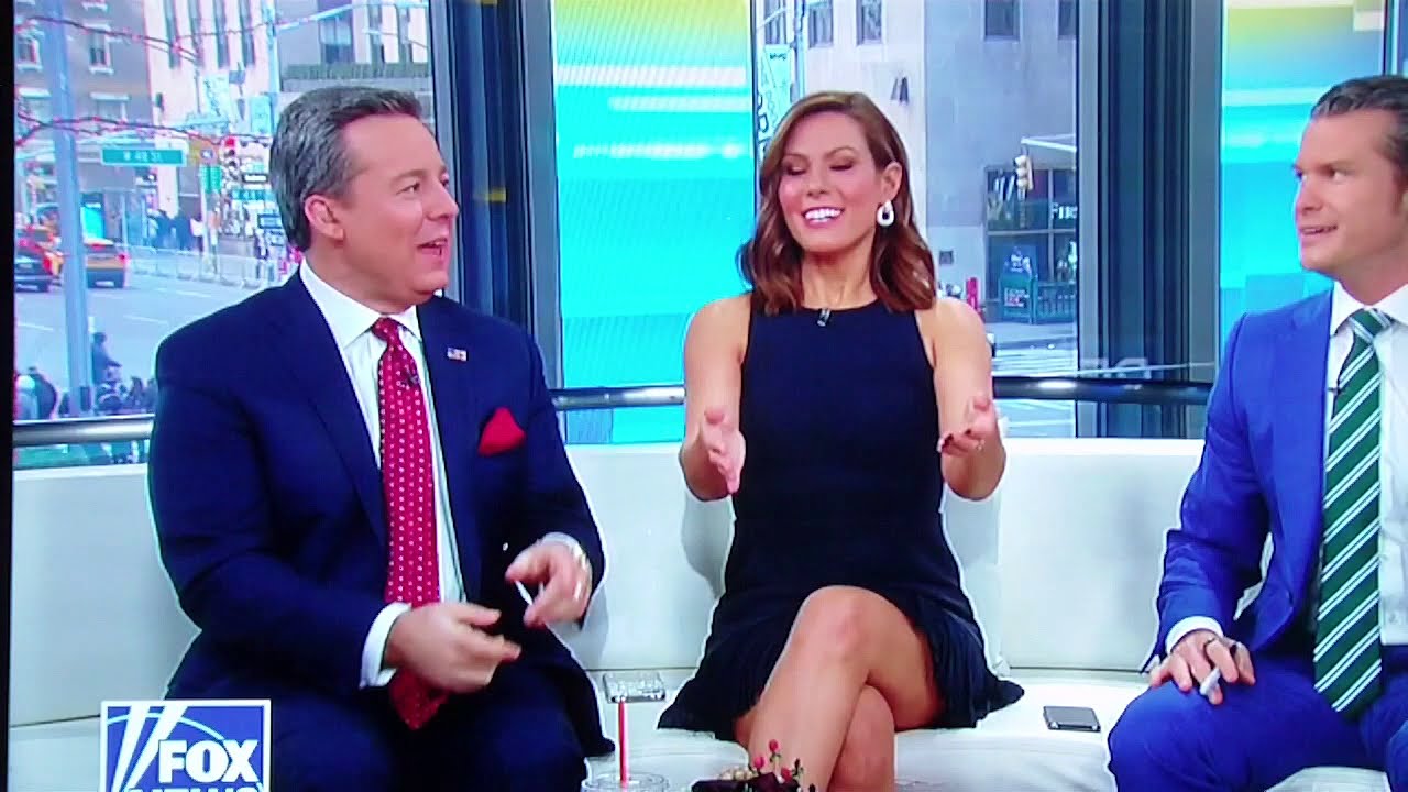 Hot Legs of Lisa Boothe & More in Blue Mini! - YouTube