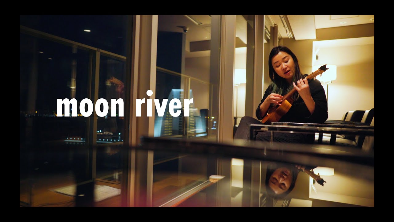 大塚茉莉子 - moon river - Mariko Otsuka - YouTube