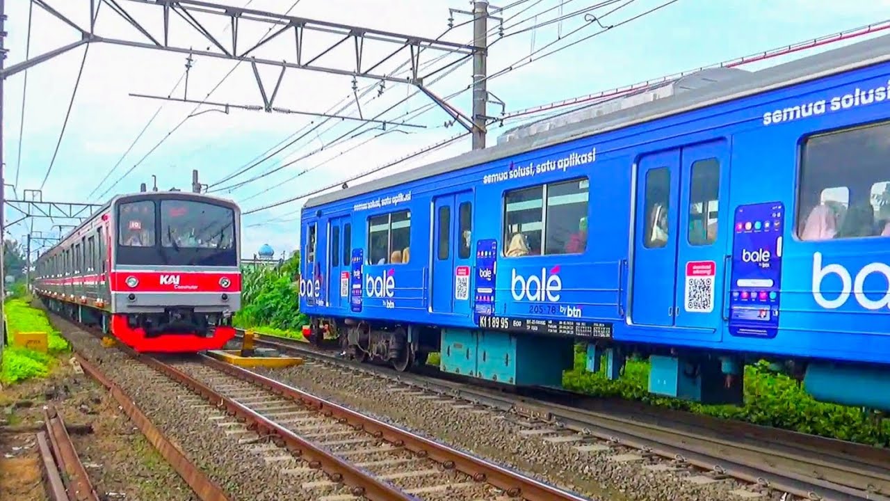 KRL LIVERY RNB !! HUNTING KERETA KRL COMMUTER LINE DI PERLINTASAN ...