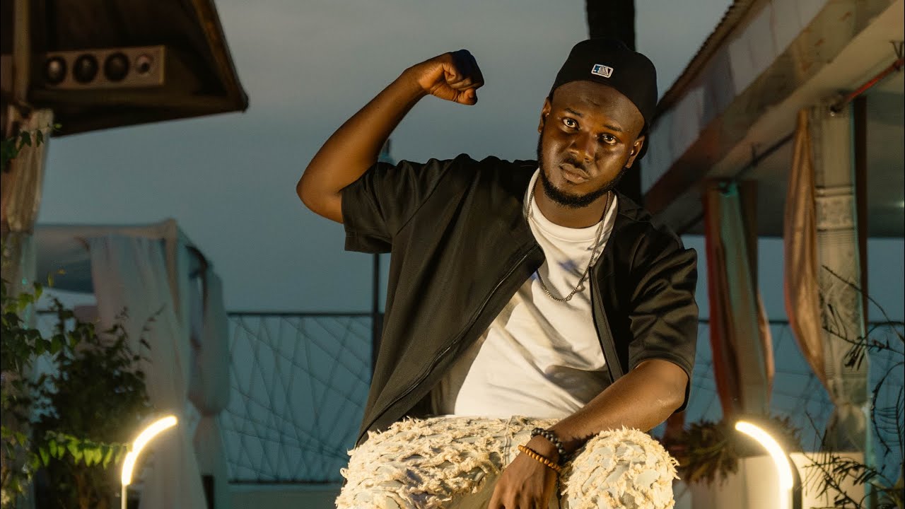 HUNNA KMT - Djifa ft @thiirdnmi (visualiser) - YouTube
