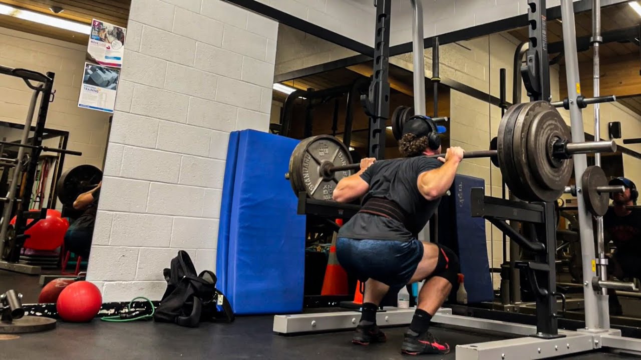 500 lb Deadlift? | Vlog 8 - YouTube