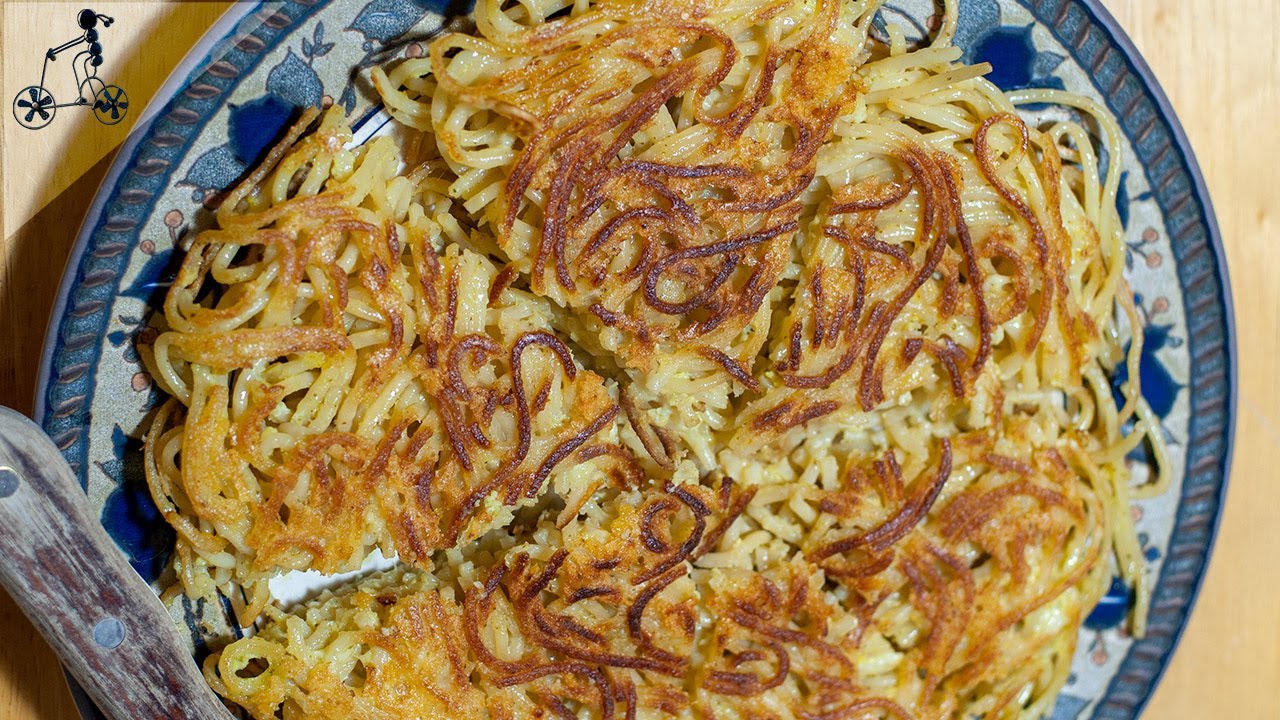 Pasta a Frittata: Italian Fried Spaghetti - YouTube