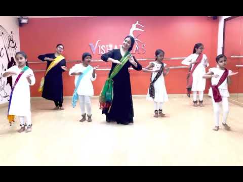 Kathak Hastaks | hand movements | vishakha Verma #vishakhasdance # ...