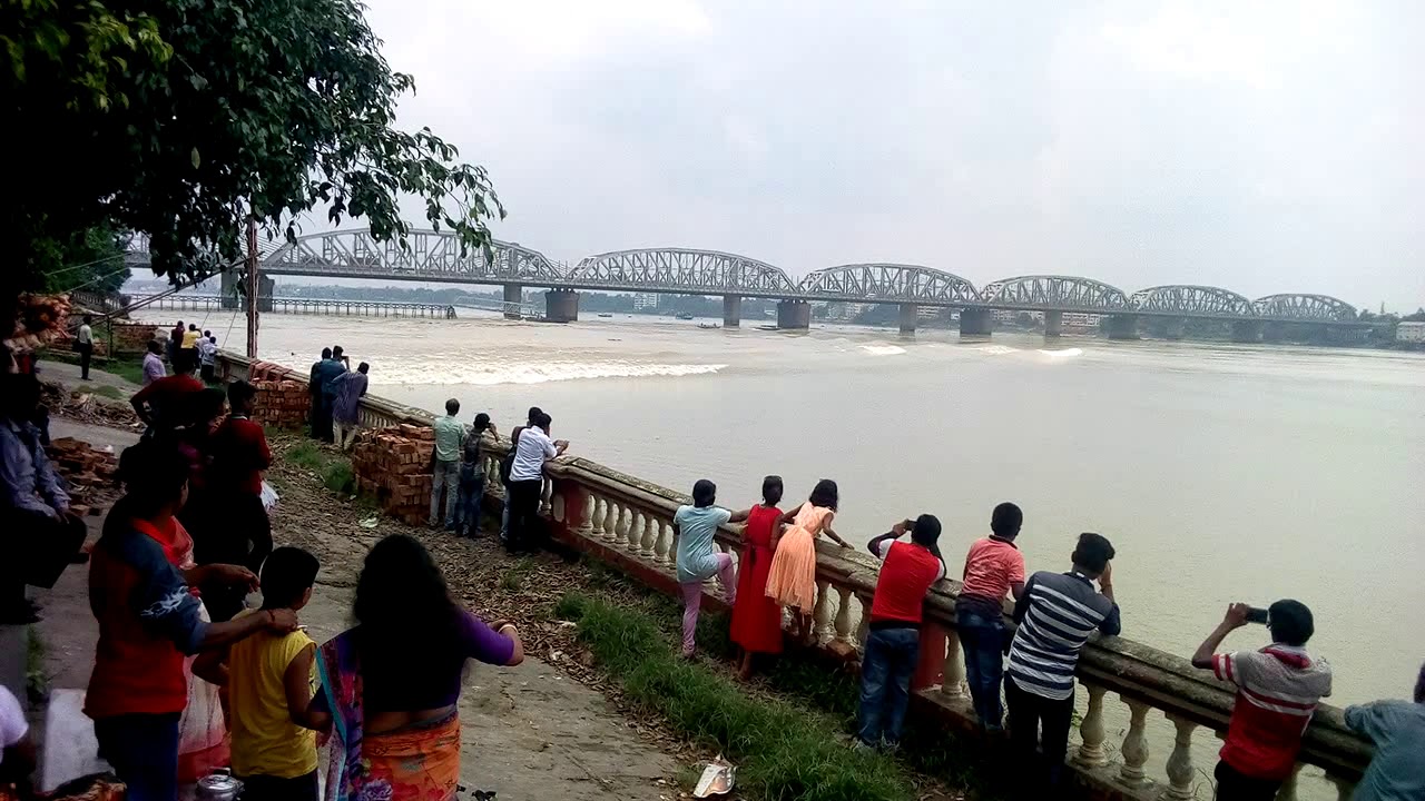 Kolkata hugli river - YouTube