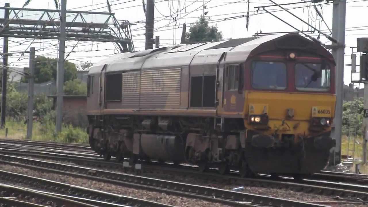 EWS Class 66 *66035* Light Engine(()) Past Doncaster - YouTube