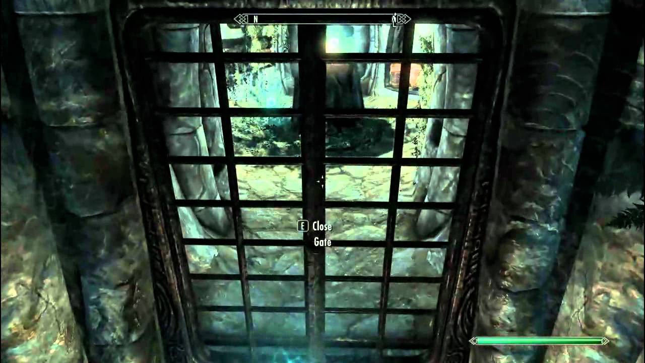 Skyrim - Helm of Yngol/Yngol Barrow Guide - YouTube