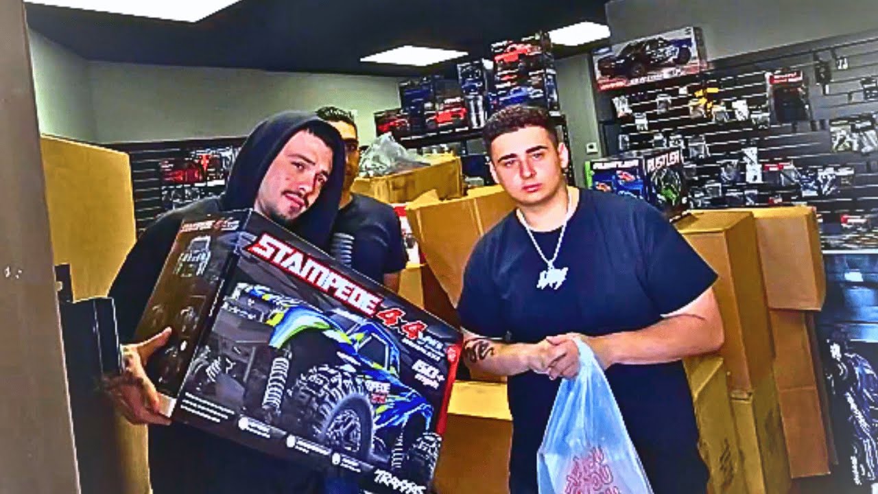 FaZe Adapt & Lacy Go All Out to Buy a Gucci Toy Truck! - YouTube
