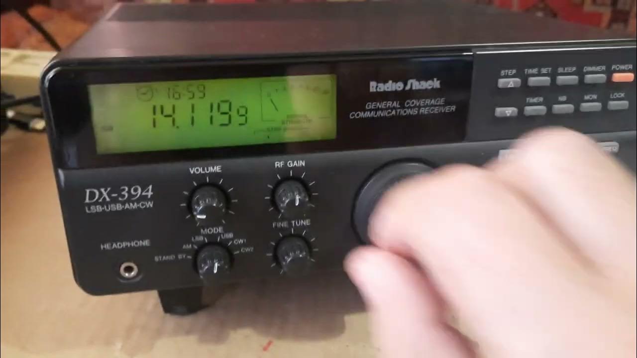 КВ радиоприёмник Realistic DX-394 - YouTube