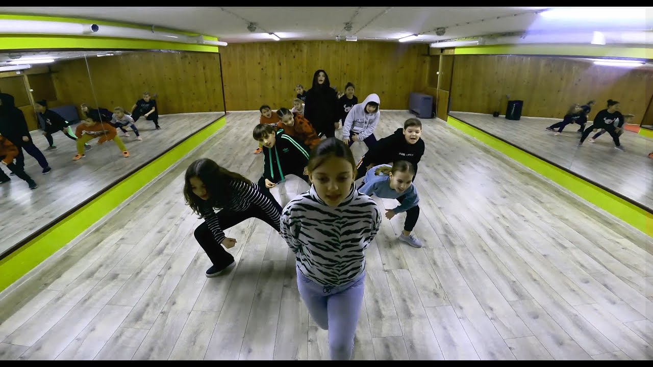MAGIC PEOPLE KIDS - JUMP TO IT - YouTube
