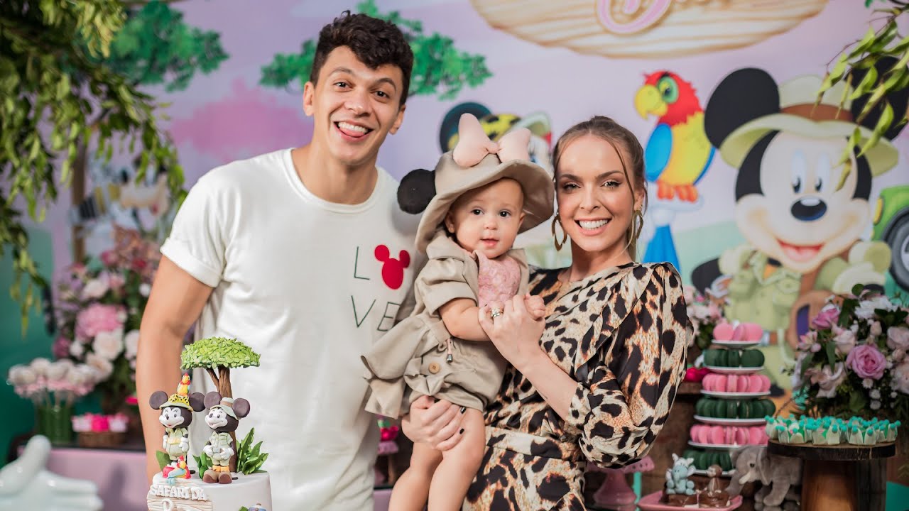 FESTA DE 1 ANINHO DA BIA - YouTube