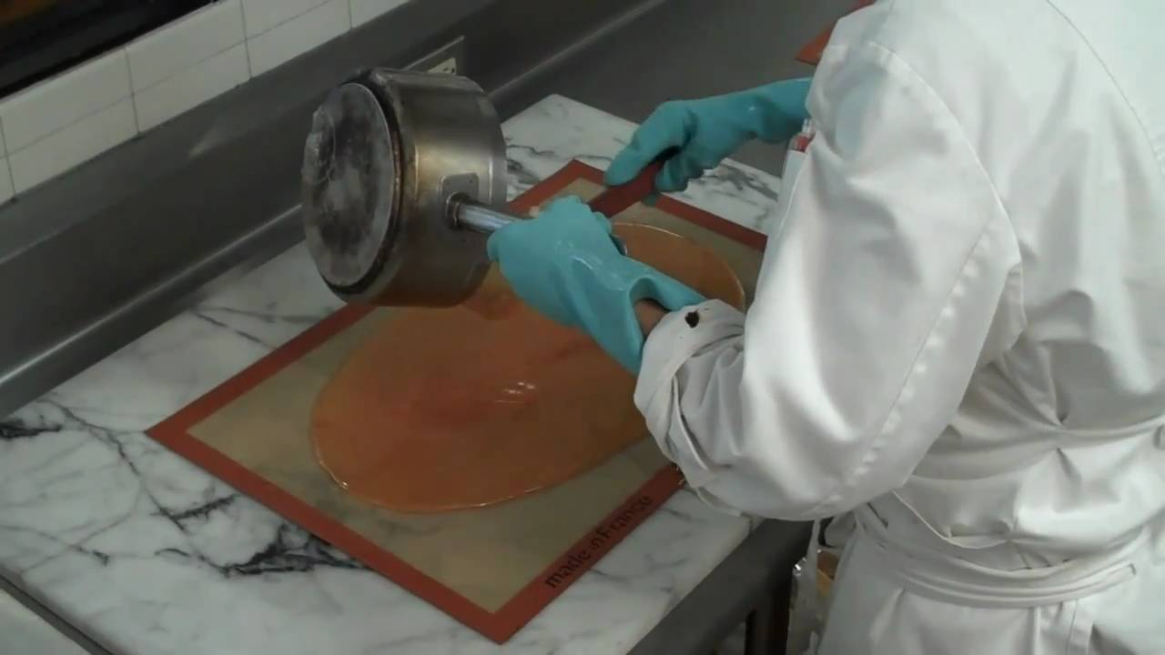 Sugar Pulling with Chef Teresa Shurilla, UHMC - YouTube