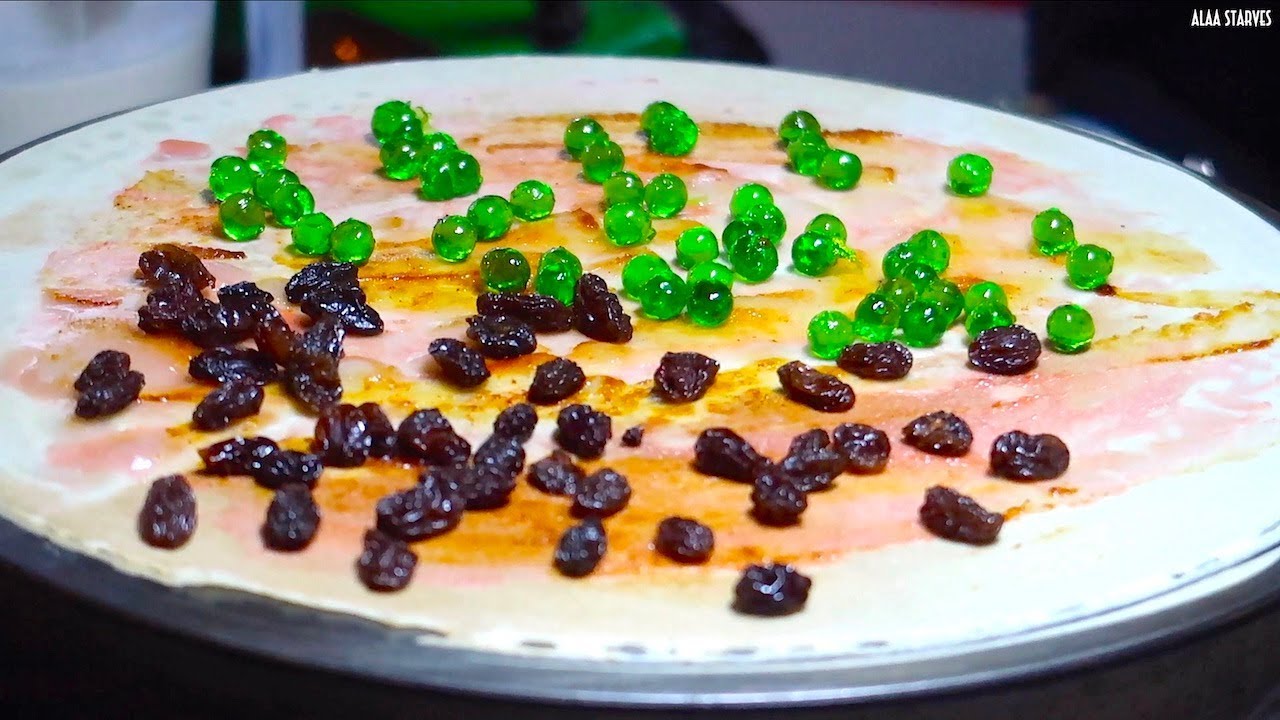 Thailand Weirdest Crispy Crepe - YouTube