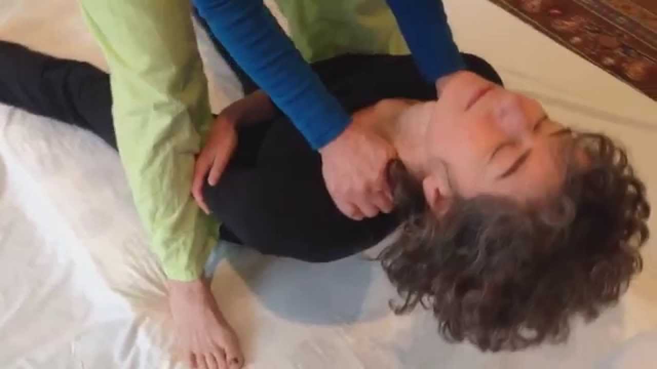 Dynamic Thai Massage - YouTube