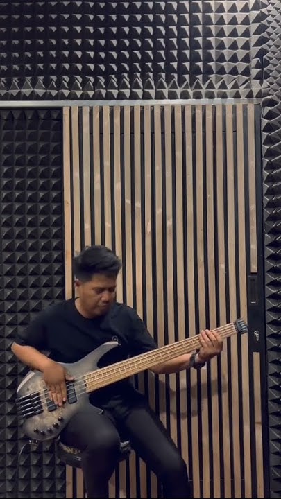 Nu deco ensemble & tank and the bangas - Quick Bass cover - YouTube