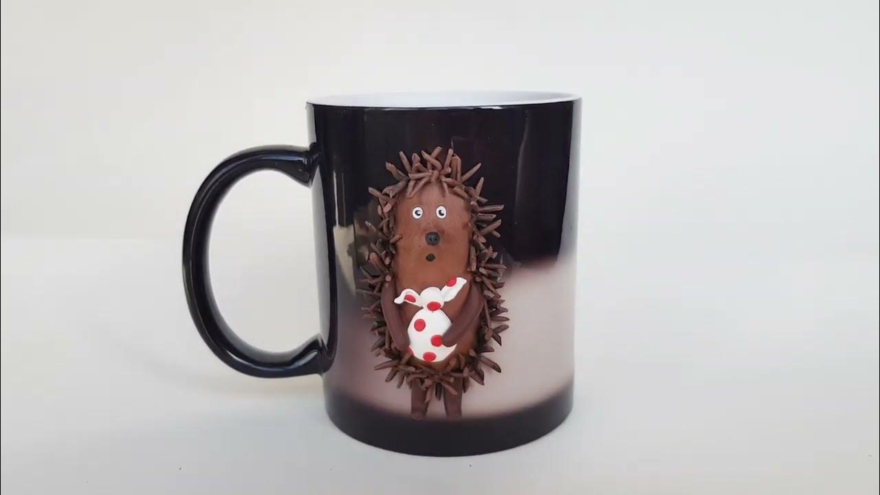 Подарок Ежик в тумане из полимерной глины на черной чашке. Кружка ...