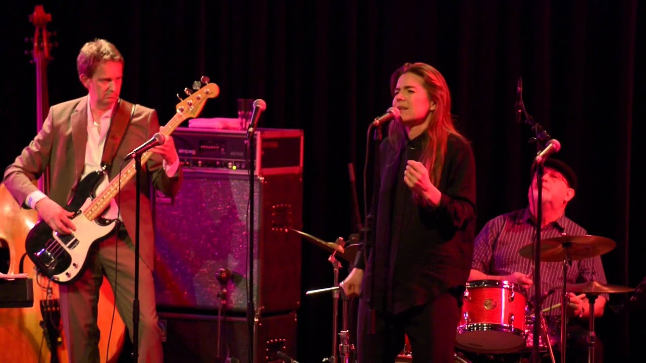 Cry Baby - Frida Selander - YouTube