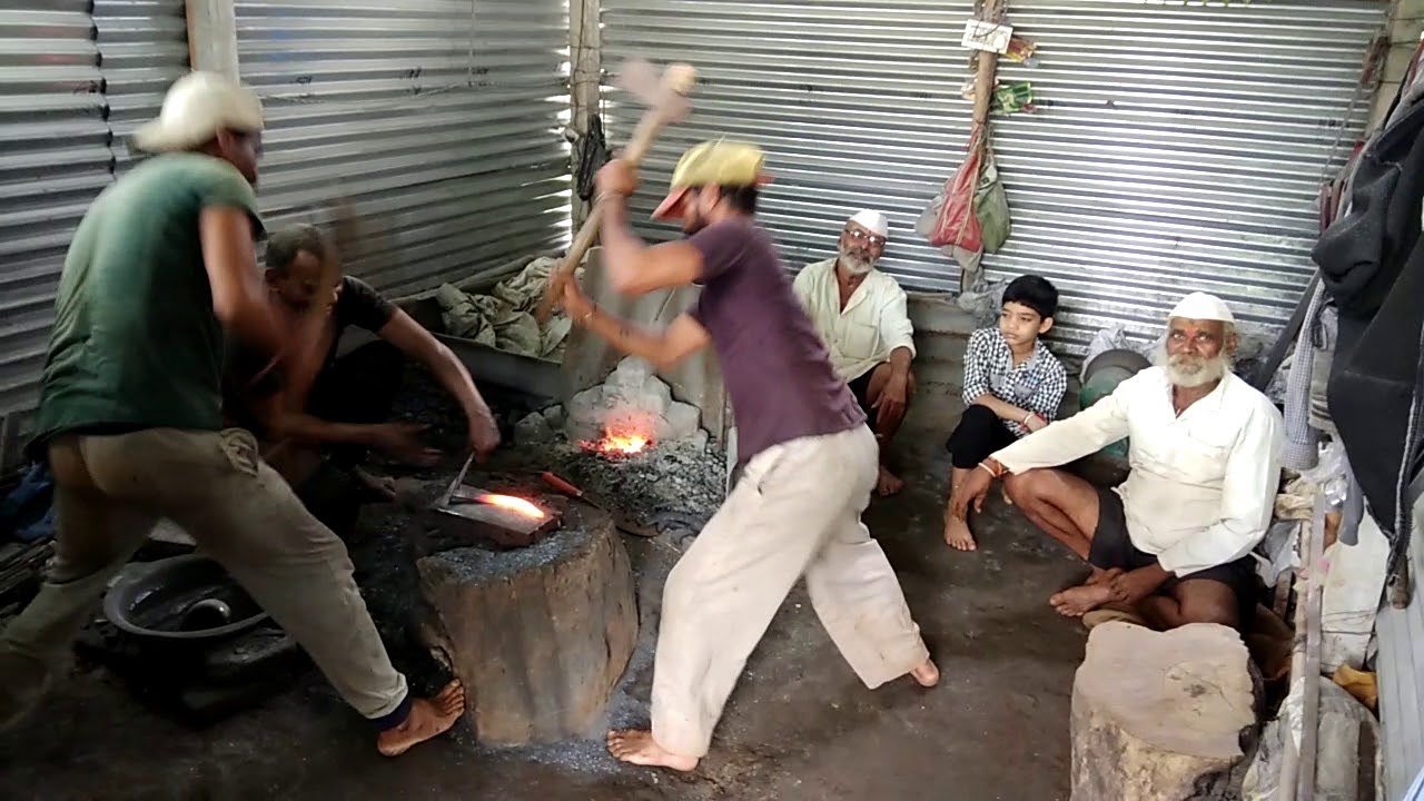 Lohar kam kardvaadi - YouTube