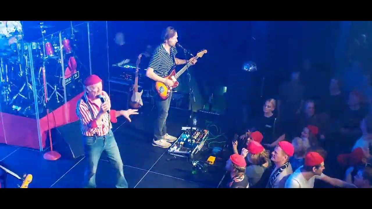 DRUKWERK live met Harry Slinger - MARIANNEKE - YouTube