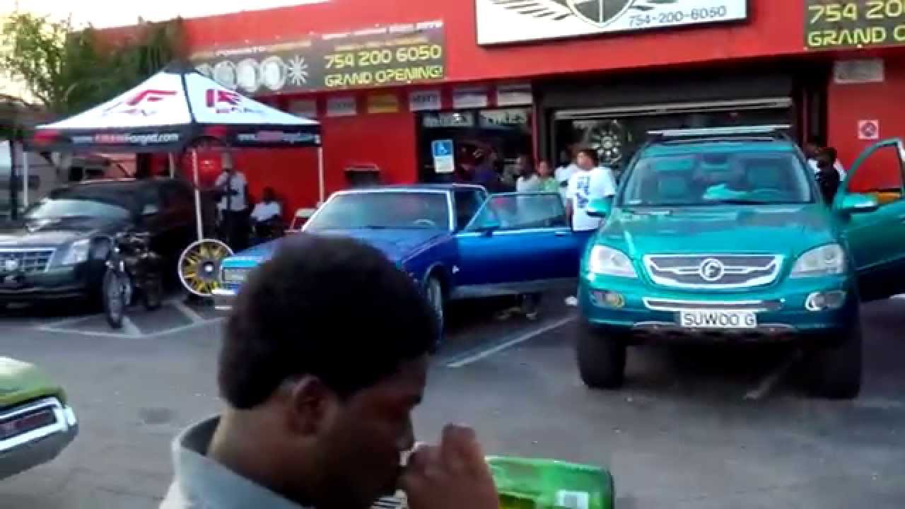 WTW Customs, Ice Berg Car Show 2014 - YouTube