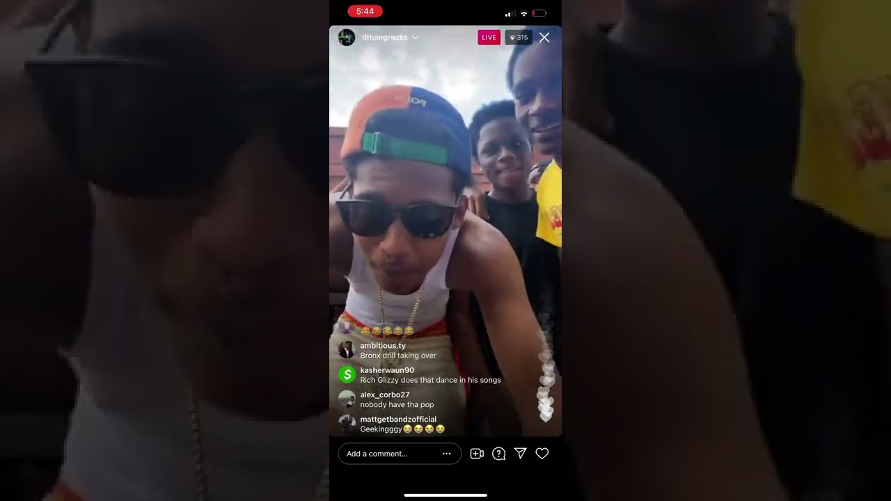 Dthang tells one of the YGz in rpt they not allowed on his live😂 - YouTube